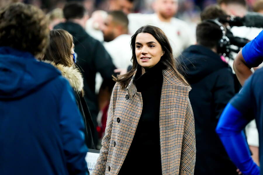 Cécile Grès : les plus belles photos Instagram de la journaliste ...