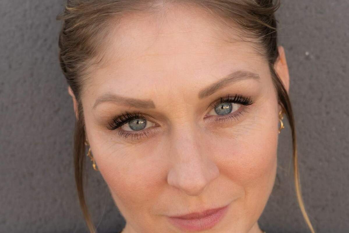 Corine Petit : ses plus belles photos - Télé 2 Semaines