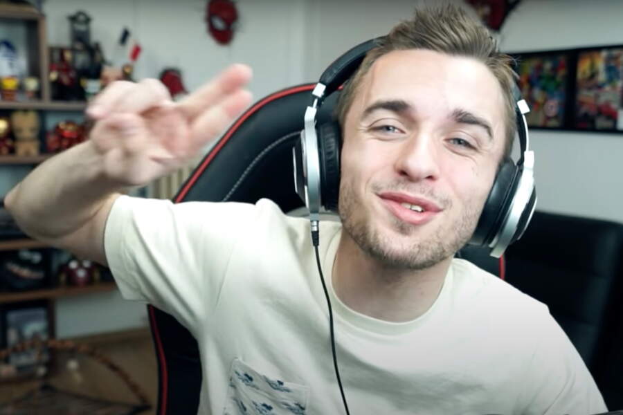 Squeezie : l'évolution physique du YouTubeur - Télé 2 Semaines