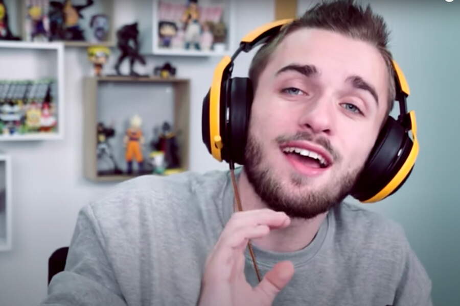 Squeezie : l'évolution physique du YouTubeur - Télé 2 Semaines