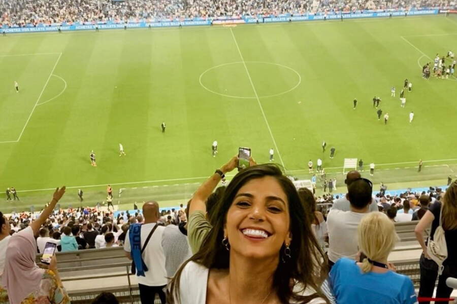 Séverine Parlakou : les plus belles photos Instagram de la nouvelle chroniqueuse de La Chaîne L ...