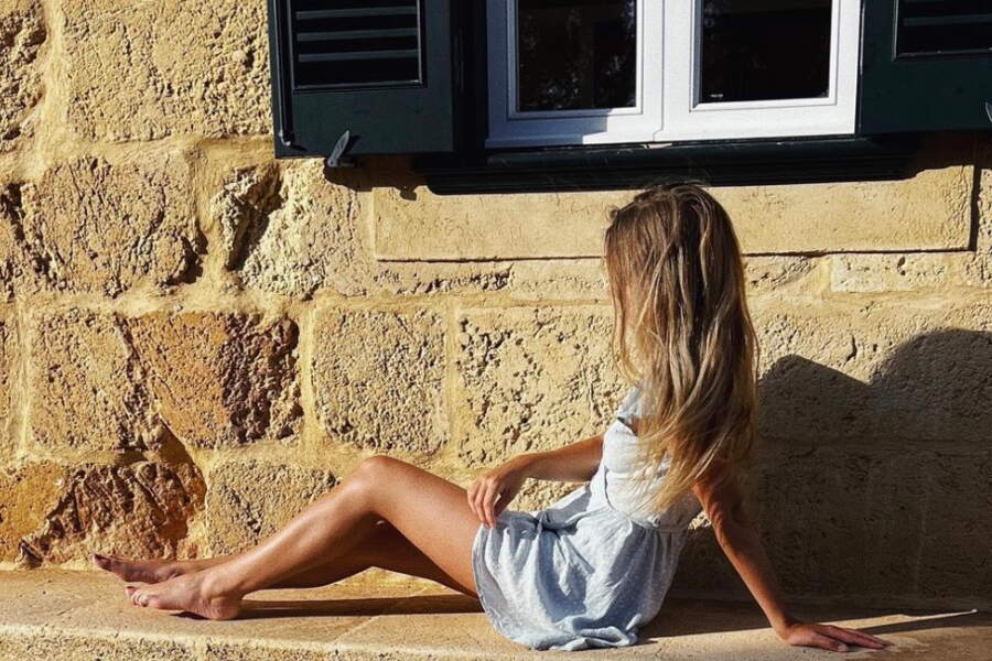 Mylène Dorange : les plus belles photos Instagram de la spécialiste automobile - Télé 2 Semaines